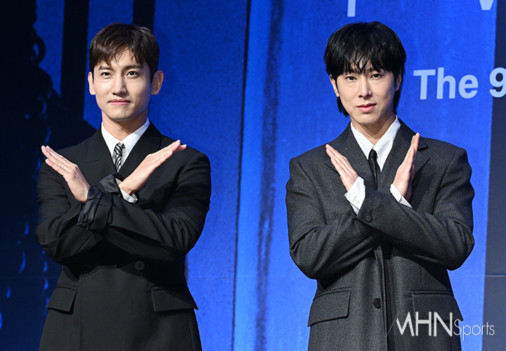 日 정규 컴백 앞둔 동방신기...가을 감성 발라드 풀었다