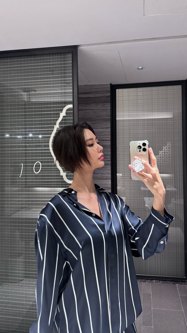 '파격 변신' 클라라, 심경 변화 있었나? '단발병 유발자' 등극