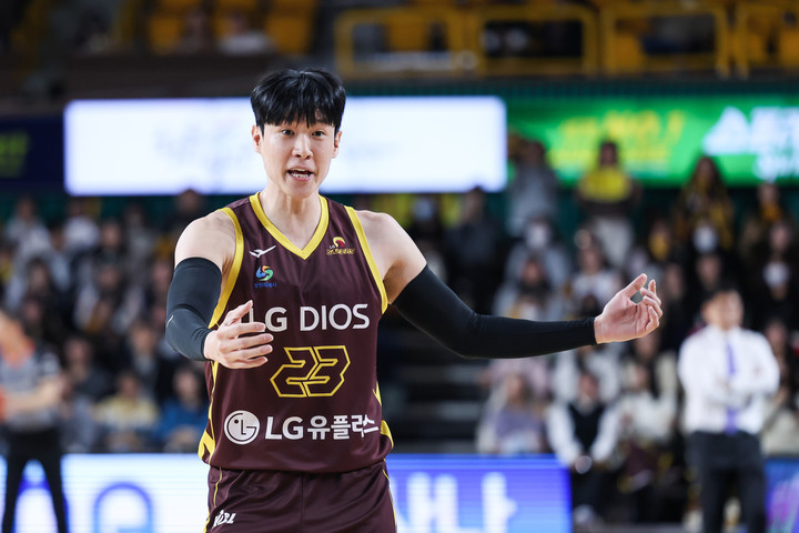 KCC, SK 11연승 저지…LG는 5연승 질주!