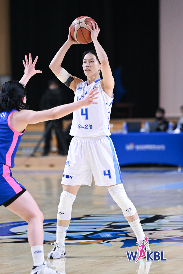 김단비, 개인 통산 99번째 더블더블…역대 5번째 100회 달성 눈앞!