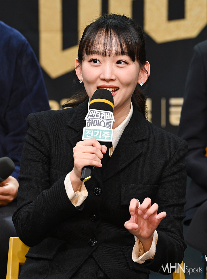 [포토] 진기주 '하이스쿨 언더커버, 복합 장르 드라마'