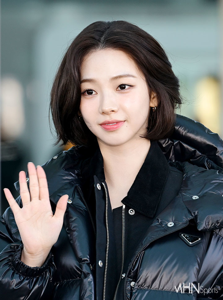 에스파 카리나, 단발 변신으로 레전드 미모 갱신 '유지민 단발 비상'