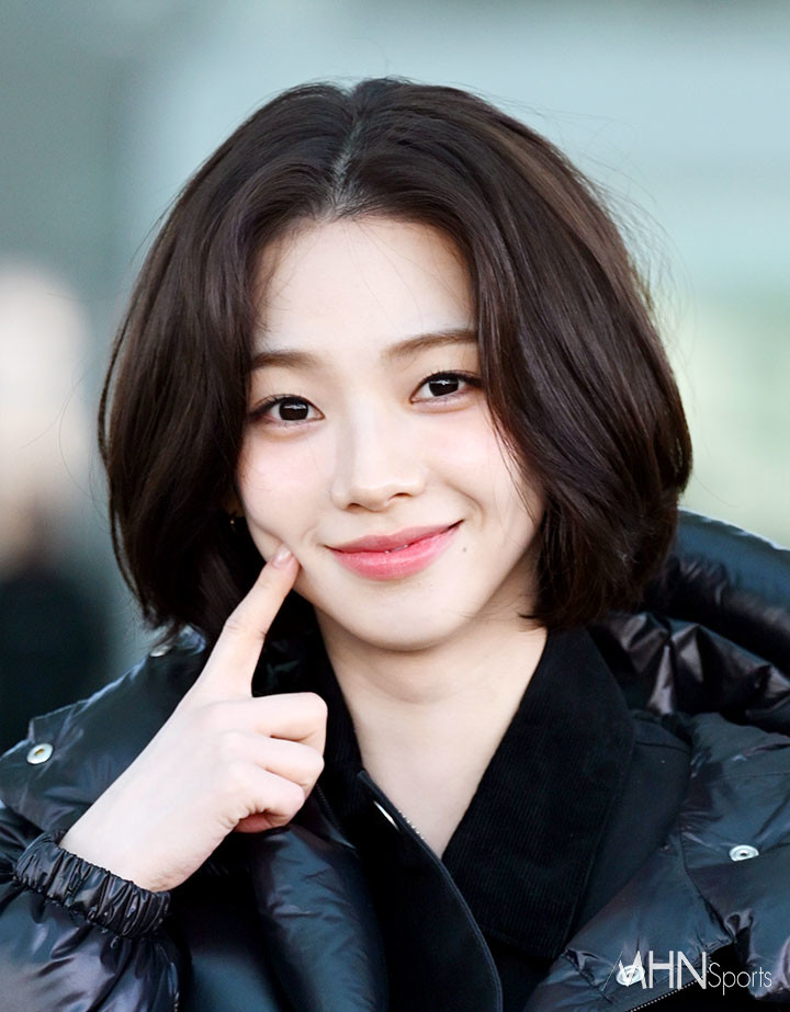 에스파 카리나, 단발 변신으로 레전드 미모 갱신 '유지민 단발 비상'