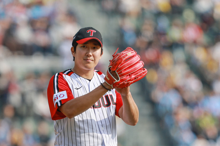 '문보경 이틀 연속 홈런' LG 개막 2연전 싹쓸이...NC는 KIA 꺾고 '이호준 감독 데뷔승'(종합)