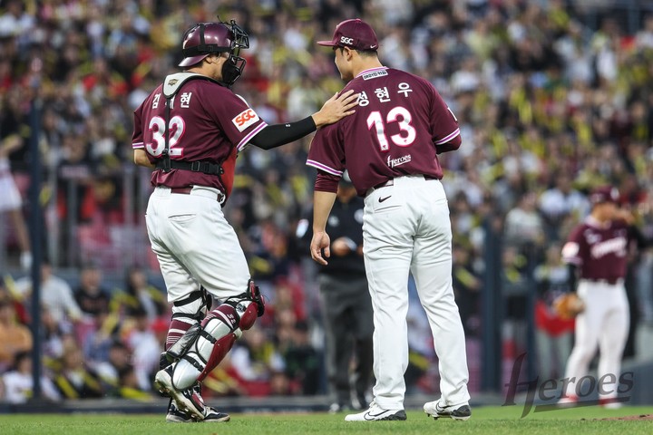 신인 정현우의 역사적 '5이닝 122구'...前 SSG 최경태 "엄청난 투수 탄생 알리는 자양분"