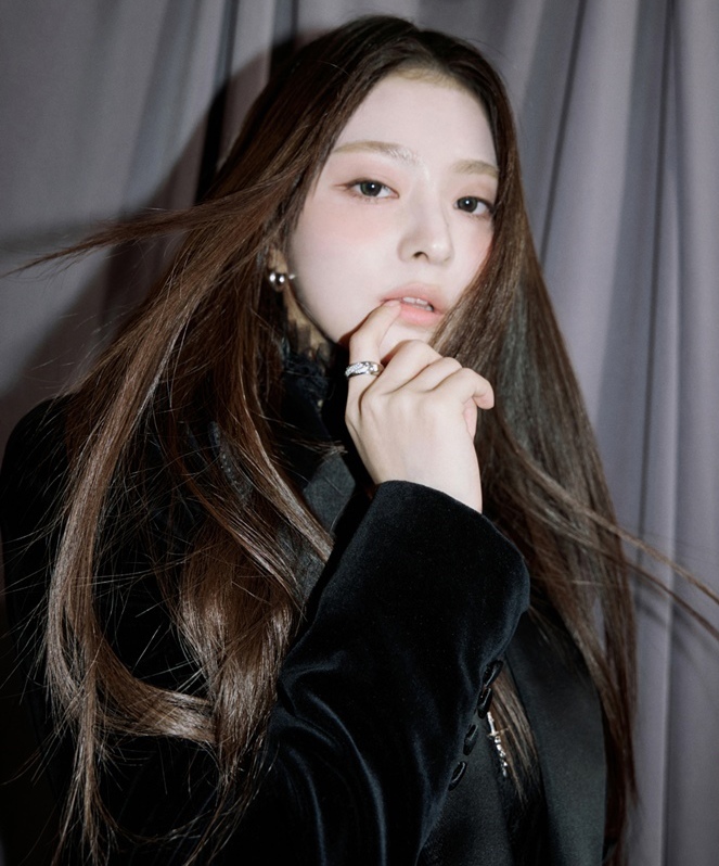 프로미스나인, 5인조 새 출발 무드필름 공개...앞으로 행보는?