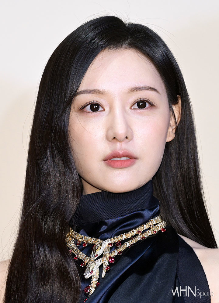 [포토] 김지원 '보석보다 빛나'