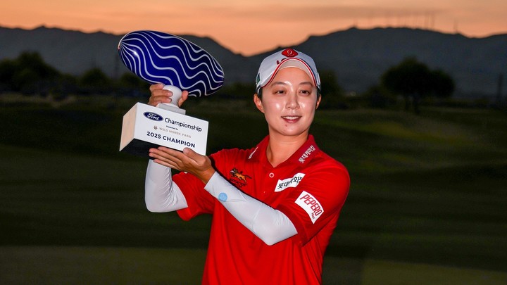 'FR 버디 확률이 무려 50%~'..버디 쇼 펼친 김효주, 연장전 끝에 LPGA 7승 달성