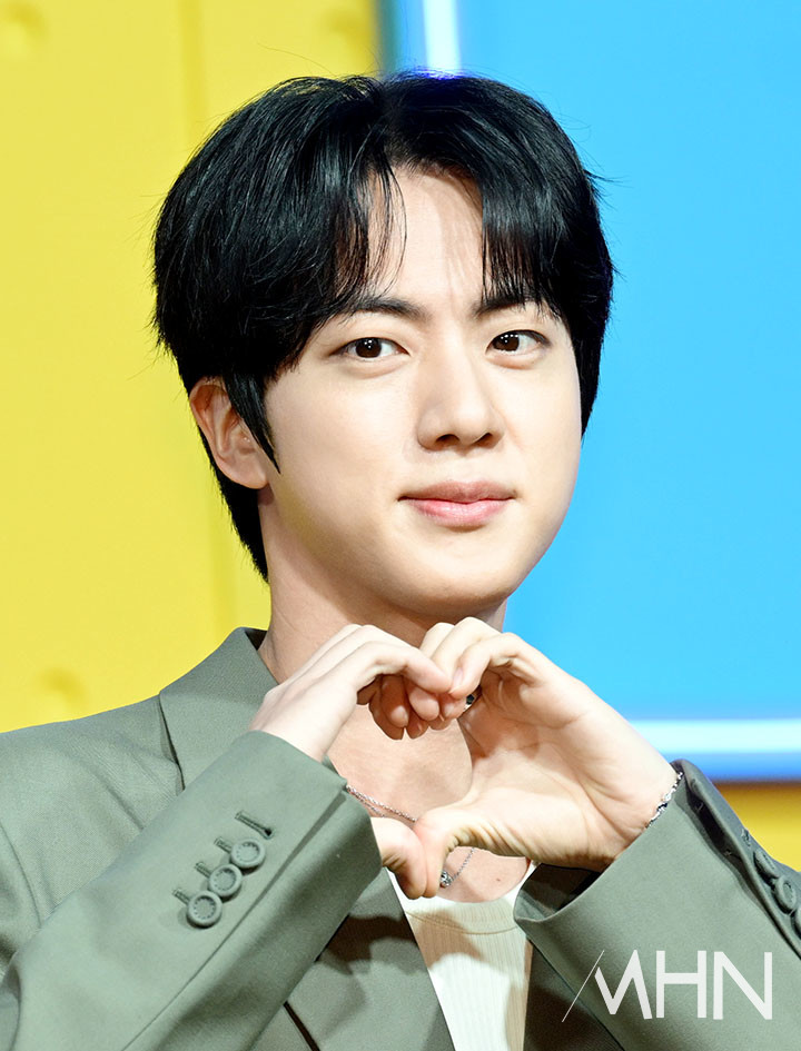 진, 백현→세븐틴 총집결... 5월, K-POP 컴백 '초격전' 예고