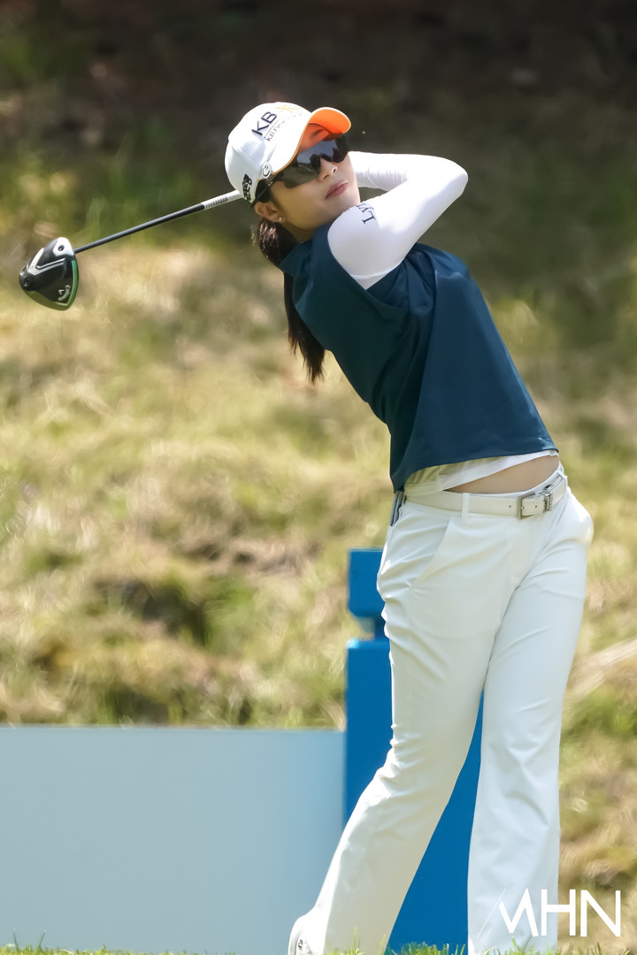 [mhn포토] 안송이, 강하게 날리는 티샷