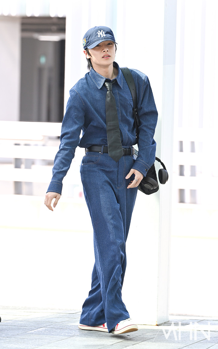 [포토] 스트레이 키즈 아이엔 '청량 공항 패션'