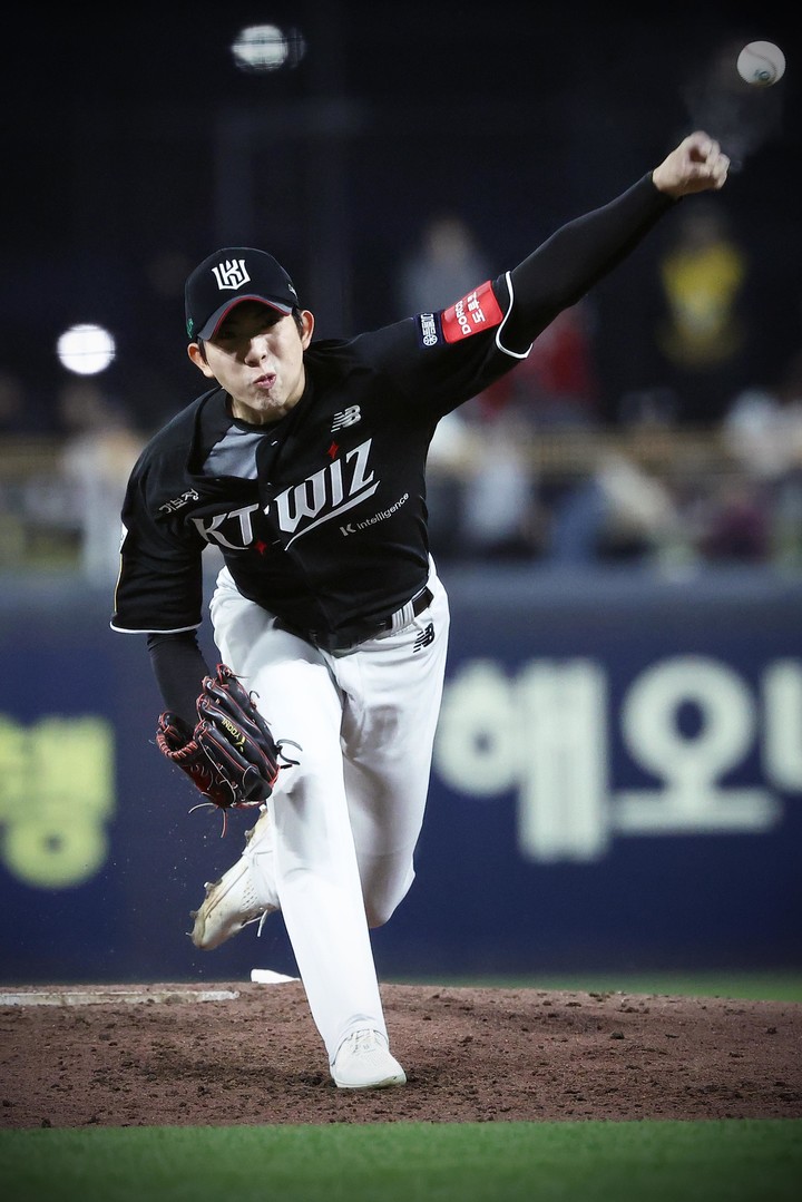 '이도윤 결승타' 한화, KT에 4-3 역전승...1위 LG와 0.5게임차 맹추격