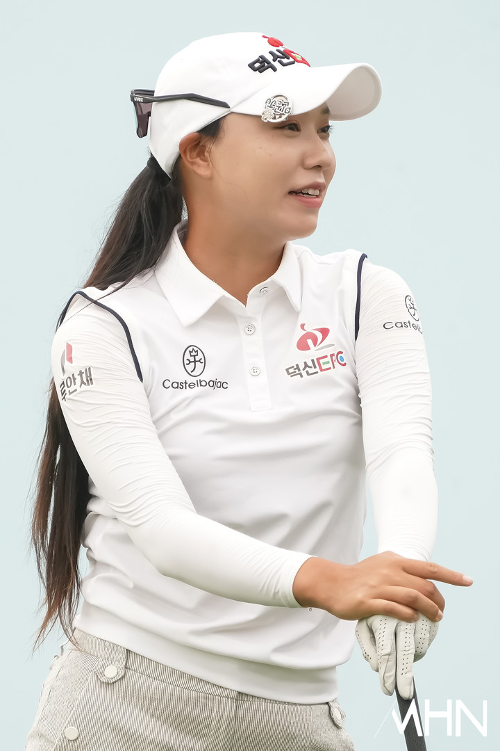 [mhn포토] 문정민, 스트레칭은 기분 좋게