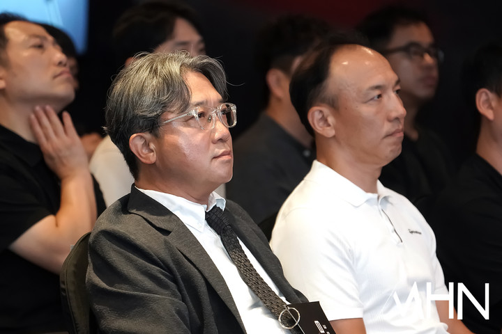 [mhn포토] 임헌영 대표이사, P8CB 아이언 장점만 있다