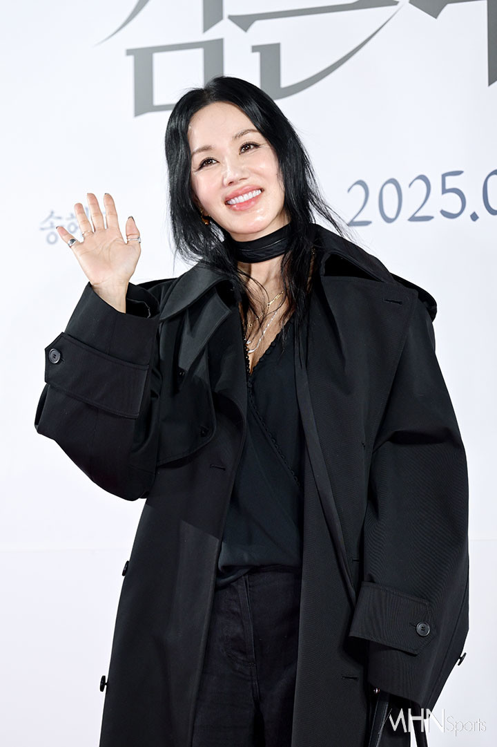 엄정화, ‘금쪽같은 내 스타’로 안방 복귀…‘천의 얼굴’ 연기 변신