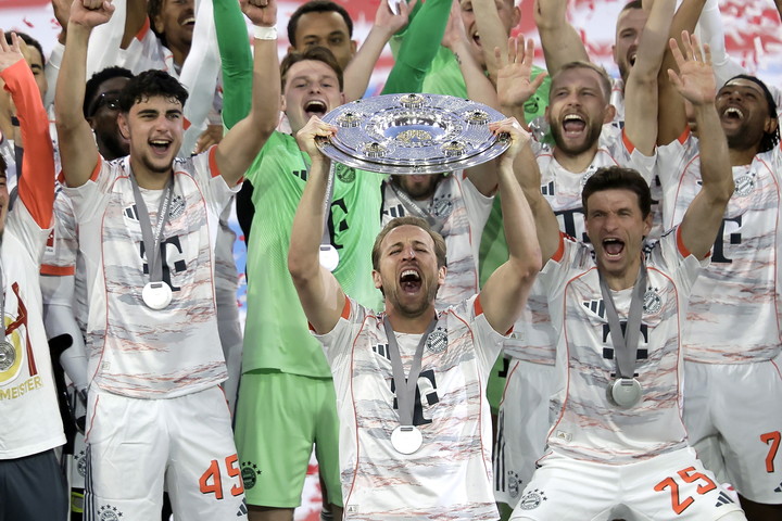 '104경기 100골' 케인, 놔줄 수가 없다! EPL 복귀설 일축한 뮌헨 "슬슬 '다음' 얘기 해보려고"