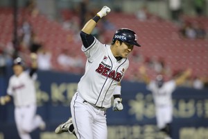 ‘우리는 가을야구 DNA가 있다!’ 4연승 두산, KIA·SSG 1게임차 추격