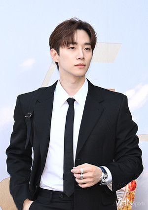 JYP 'Crown Prince' LEE JUNHO, Released A New Digital Single