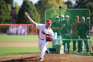 최고 148km 쾅! KIA 外人 투수진 첫 라이브 피칭 "좋은 시즌 맞이 기대"
